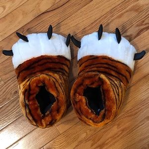 Shoes | Tiger Slippers | Poshmark
